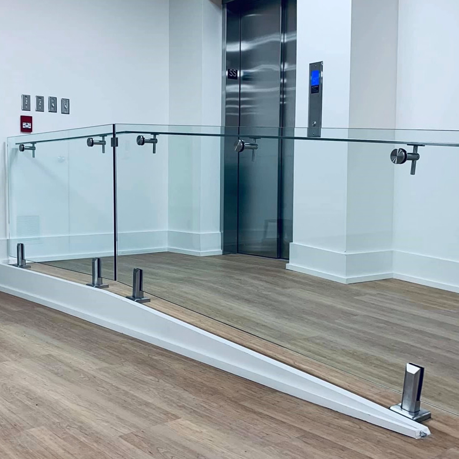 Stair Handrail Brackets Stainless Steel 316 Grade Glass Mount Handrail ...